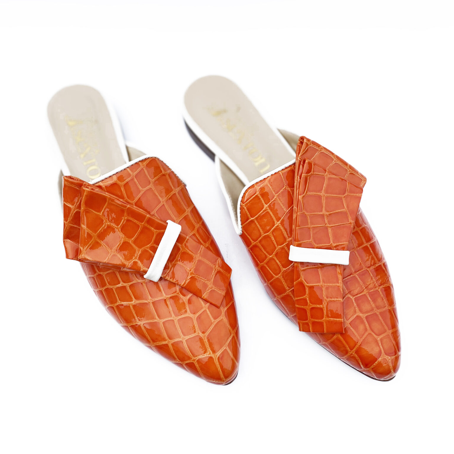 Mule – Nicola Sexton