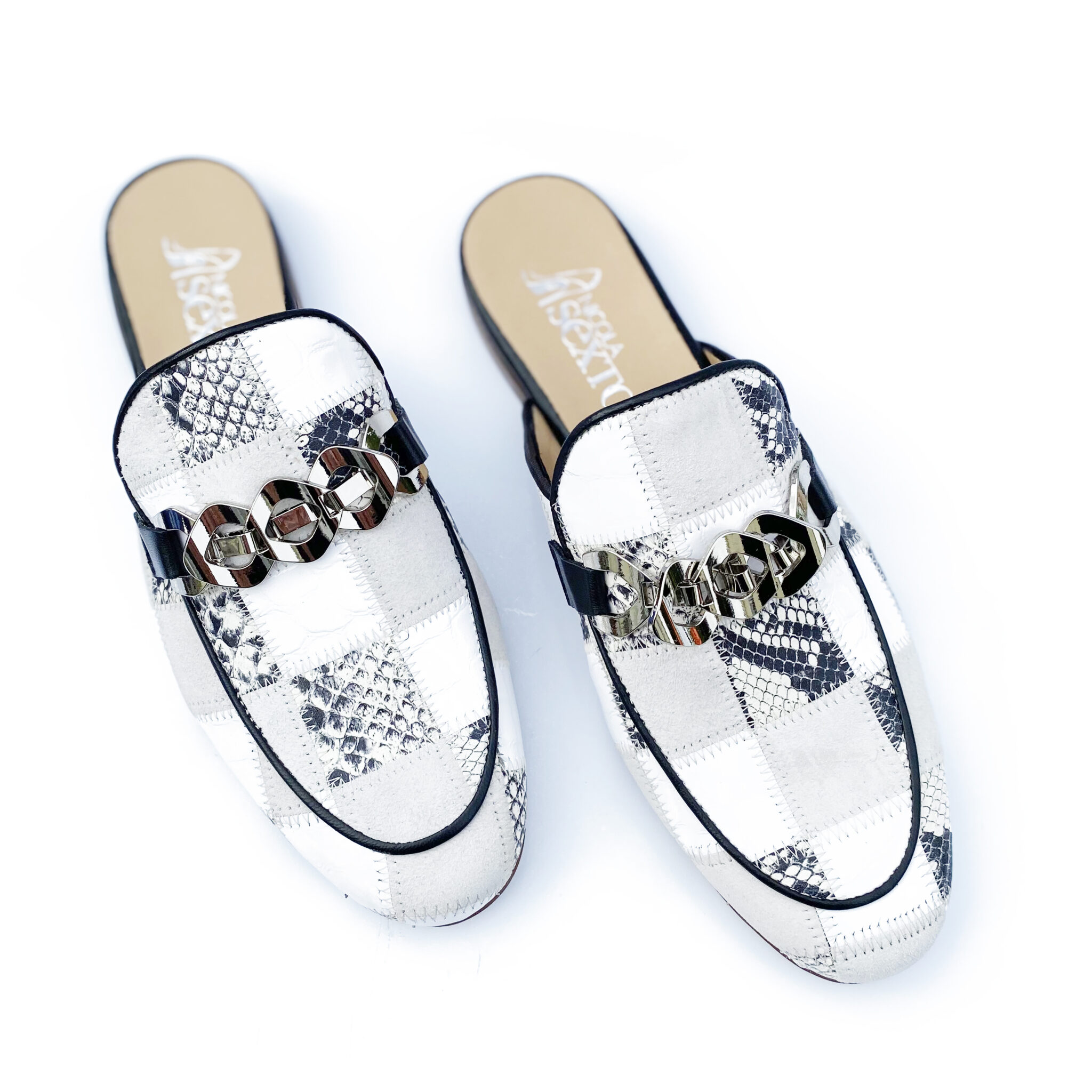 Mule – Nicola Sexton